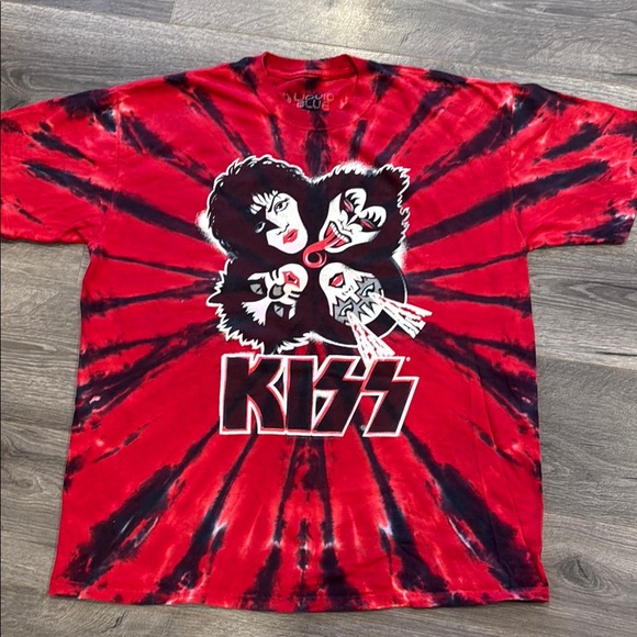 Kiss | Shirts | Kiss Red And Black Short Sleeve Tee With Iconic Band ...